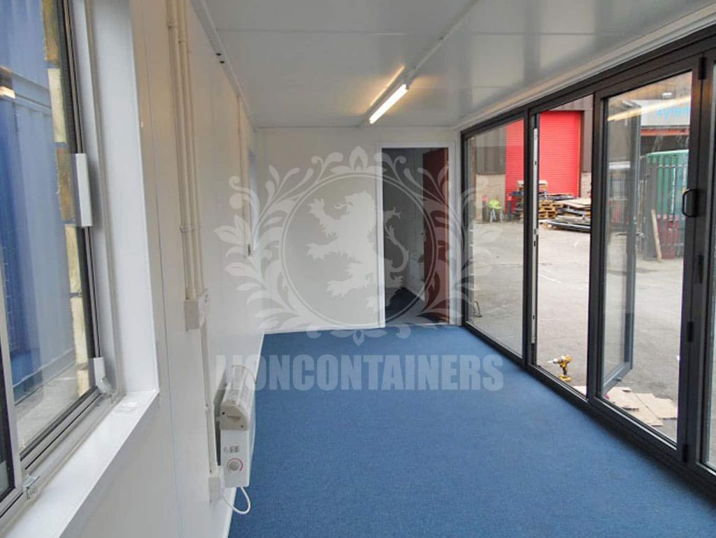 ?40ft University Travel Hub Container Case Study