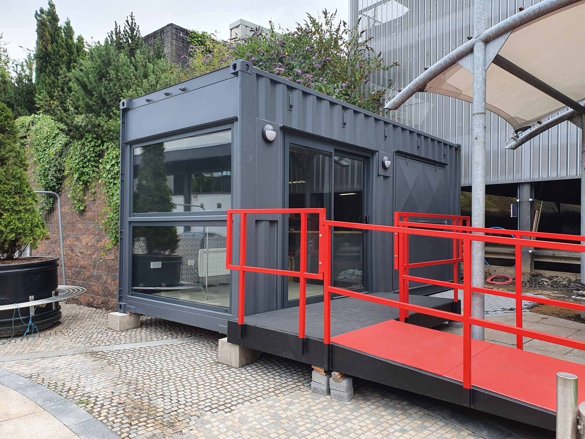 Container Coffee Shop - Lion Containers Ltd